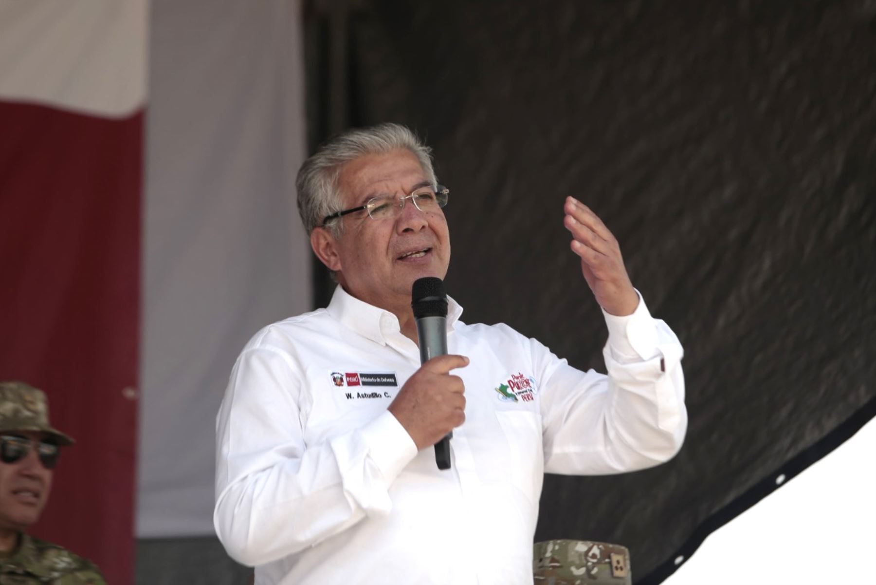 Ministro de Defensa,Walter Astudillo destaca inversiones para ...