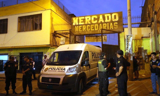 Cercado de Lima: asesinan a mayor PNP al interior del mercado ...
